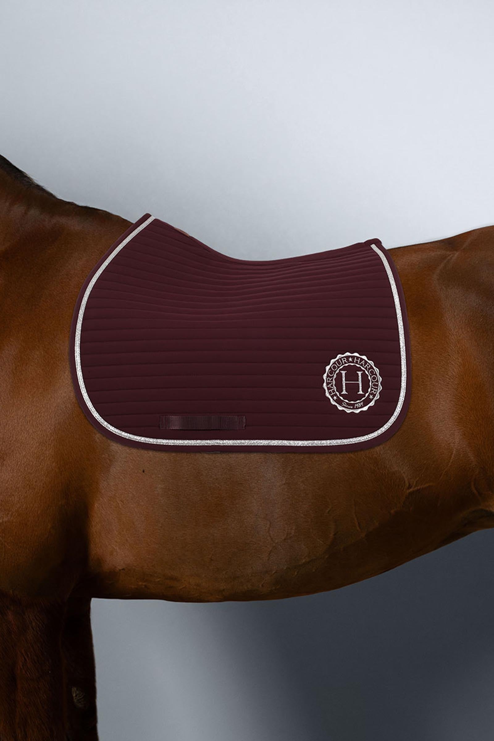 Karembar Jumping Saddle Pad Aubergine (Eggplant) C-F – horze